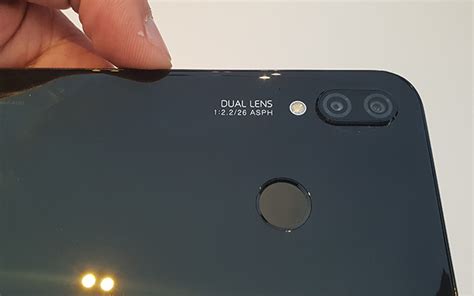 Huawei P Lite Hands On Powerful Cameras Striking Build For A Satisfying Price Beebom