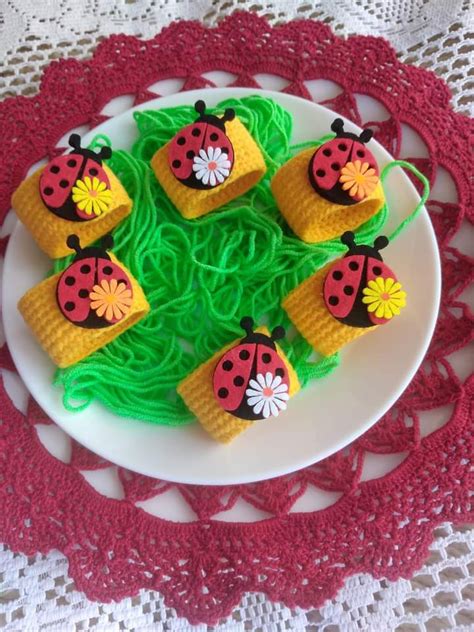 Пръстени за салфетки с калинка за Великденска трапеза Handmasters Bg