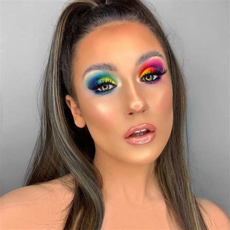 High Fashion Makeup Current Makeup Trends And Tendencies