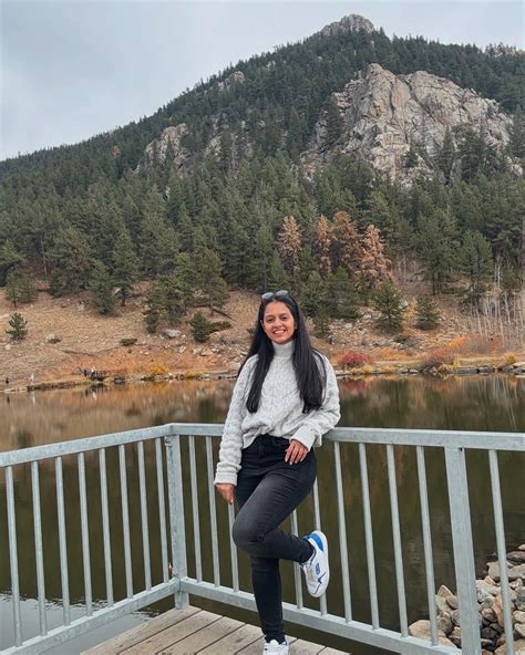 Vasuki Vibe With Vasuki • Instagram Photos And Videos