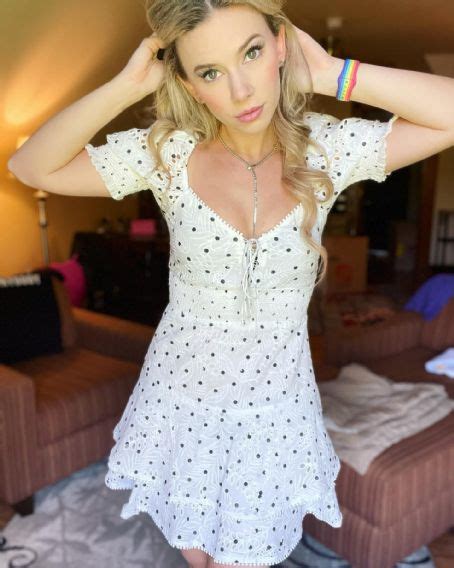 Sarah Daniels Photos News And Videos Trivia And Quotes Famousfix