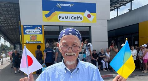 Українці привітали з днем народження японського волонтера Фумінорі Цучіко зворушливе відео