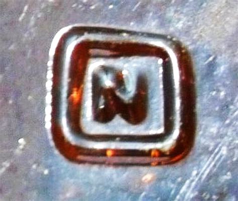 Libbey Glass Company ~ L In Cursive Script Mark Seen On Glassware