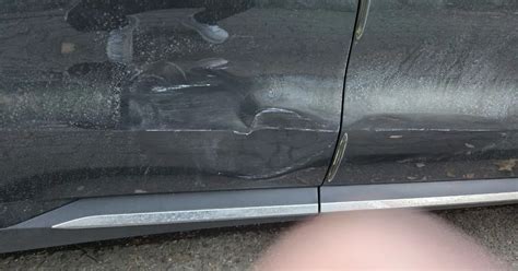 사장님 사모님 따님 가족이 하는 장비 공장인거 같아요 너무 친절하고 원하는 시간대 확실히 해 주셔서 감사합니다 차구입 한지 1년 되었는데 주차하면서 조금파손되어