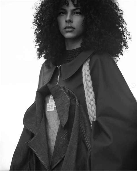 Lucia G • Bali Model Agency