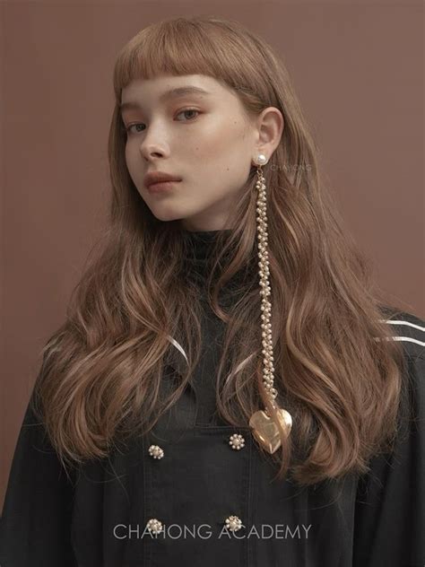 올 가을 헤어스타일 추천 받았어요 어떤 스타일로 바꿔볼까 고민 많았는데 차홍아카데미에서 선보인 레 헤어스타일 긴 헤어스타일 긴 머리 헤어스타일