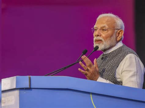 ‘मेक इन इंडिया से विभिन्न क्षेत्रों में निर्यात बढ़ा अर्थव्यवस्था
