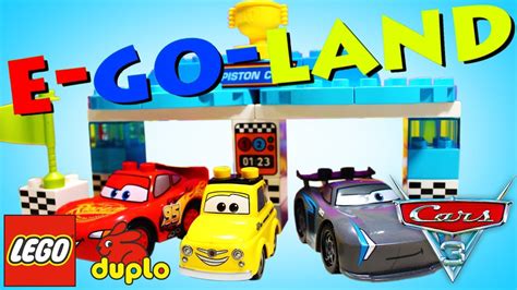 Играем ЛЕГО Дупло LEGO Duplo, Гонка Маквина и Шторма, Тачки 3 - YouTube