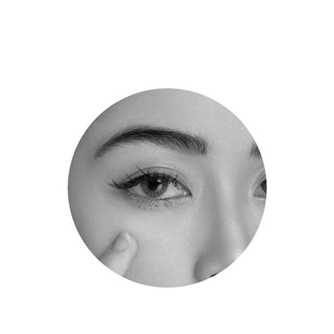 우리들의 지난여름 우선 이런 감동적이고 설레는 그림을 선물한 복장군에게 큰 감사를 전한다 복장군 고마워~ 우리는 주인도 없던 분홍이네 놀러 가서 놀다가 돌아온 분홍