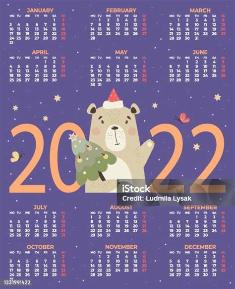 2022년 달력 크리스마스 트리와 귀여운 산타 곰 벡터 그림입니다 영어로 12 개월 동안 수직 달력 템플릿 A3 월요일부터 매주 문구류 인쇄 주최자 인테리어 장식 12월에