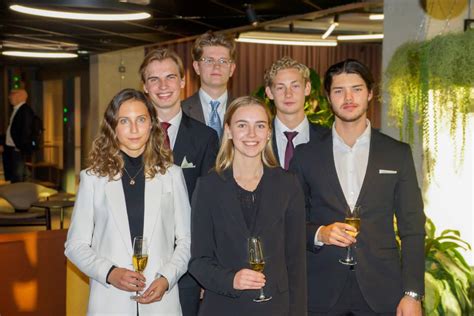 Sex Kth Studenter Till Final I New York Fastighetsvärlden