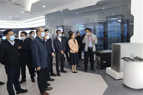 福建省委常委常务副省长郭宁宁一行莅临星网锐捷调研指导 星网智慧科技有限公司
