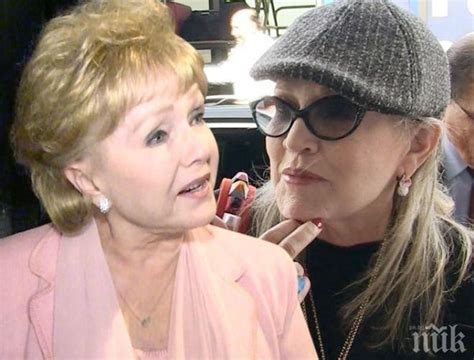 ДРАМА Деби Рейнолдс починала докато урежда погребението на дъщеря си Кари Фишър