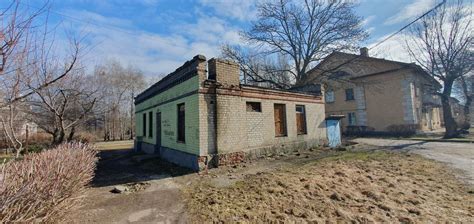 Будівля магазину загальною площею 200 6 кв м за адресою Дніпропетровська обл м Камянське