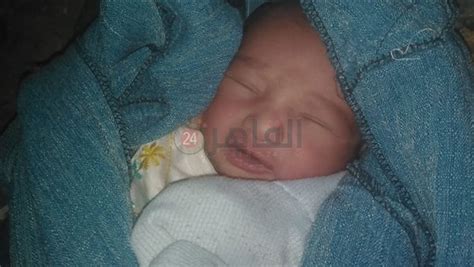 جهود مكثفة لكشف غموض العثور علي طفلة رضيعة ملقاه بجوار شريط السكة