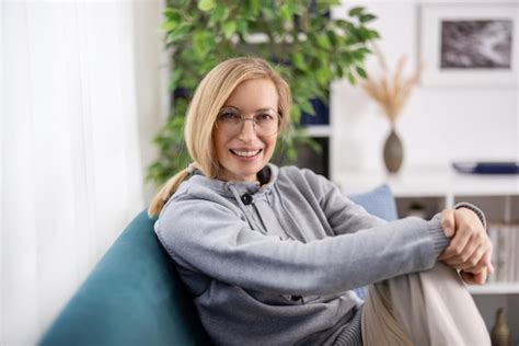 Premium Photo Portrait Of Charming Caucasian Woman Wearing
