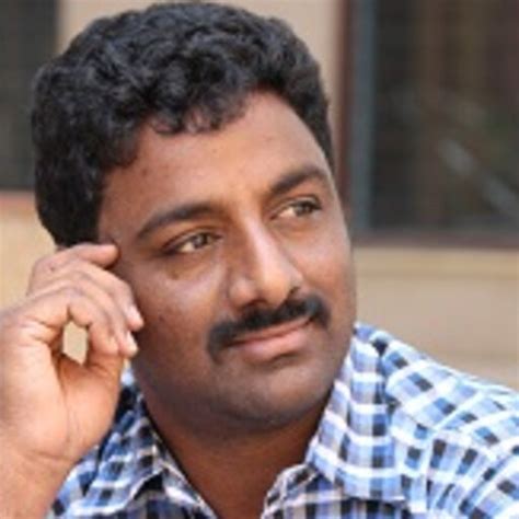 How Can I Split A Polygon Into Multiple Where Two Or More Polylines