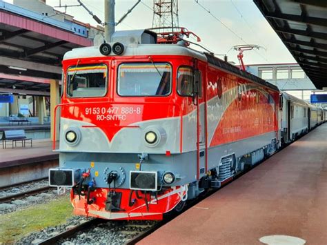 Class 395 Javelin Waits To Head Off To Sandwich Ruktrains