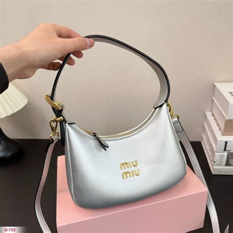 Nova Bolsa Hobo Miumi U Multifuncional De Ombro E M O Cm Shopee Brasil