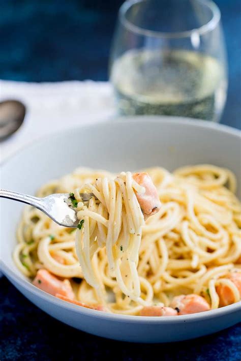 This Creamy Lemon Salmon Pasta Is Comforting And Filling Whilst Still Being Fresh And Lig