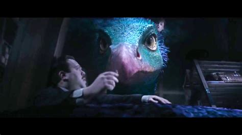 صحنه های برتر فیلم جانوران شگفت انگیز و زیستگاهشان 4k