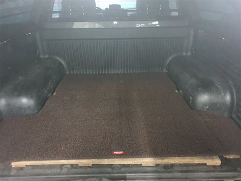 코란도스포츠 적재함 코일매트 오늘만 당근 중고거래