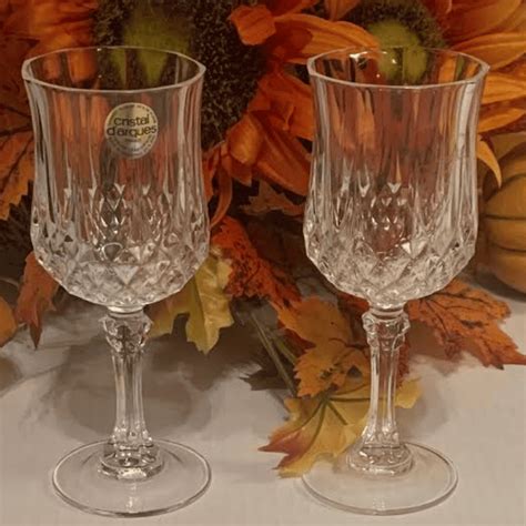 Cristal Darques Set Of 2 Wine Glasses