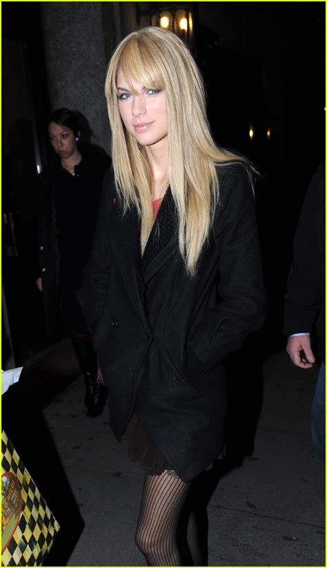 Taylor Swift Is Bangin Photo Taylor Swift Photos Just Jared Celebrity News And