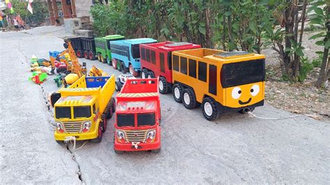 Mobil Truk Oleng Penuh Mainan Truk Molen Excavator Truk Oleng Crane Mobil Derek Bulldozer