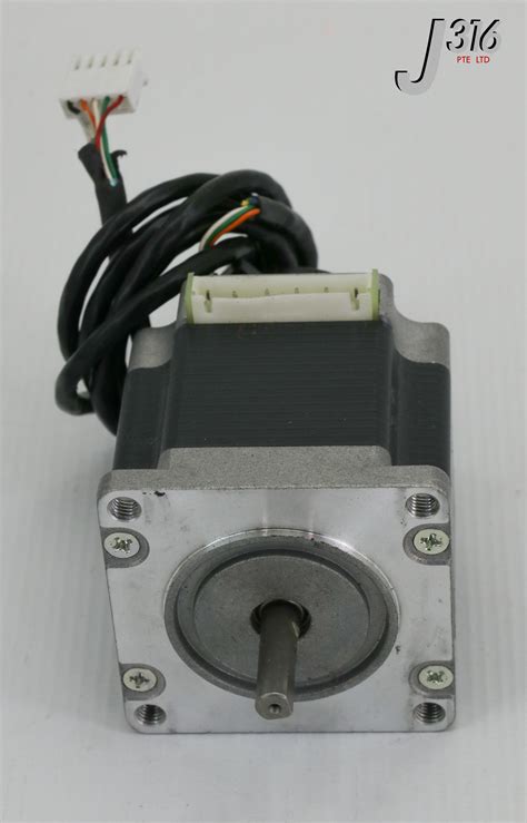21766 Nidec Servo Stepper Motor W Encoder Renco R35i Kh56km2b082 J316gallery