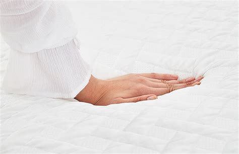 Acesleep Cooling Memory Foam Mattress Queen Size