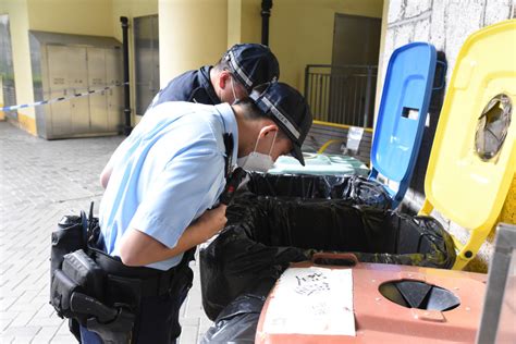 牛头角怪汉持牛肉刀徘徊吓亲街坊 警制服拘捕查动机 星岛日报