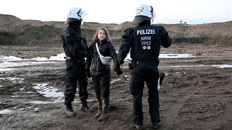 Video Of Greta Thunberg Being Arrested Sends Twitter Into A Frenzy Time For Many More Of Us To