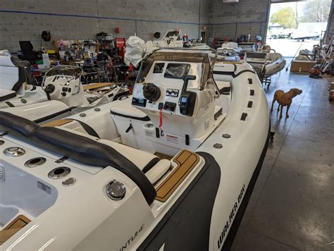 Walker Bay Venture 16