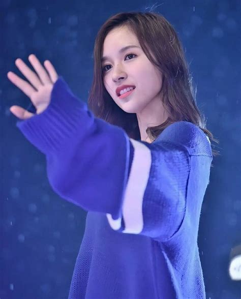 Pin On 미나 Myoui Mina Mina Dancer