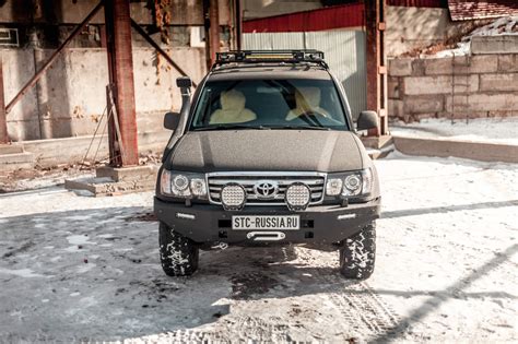 Бампер силовой передний Toyota Land Cruiser 105 с фарами водительского ...