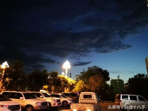 神秘的夜空魔幻的天外來客注意照片深邃處 每日頭條