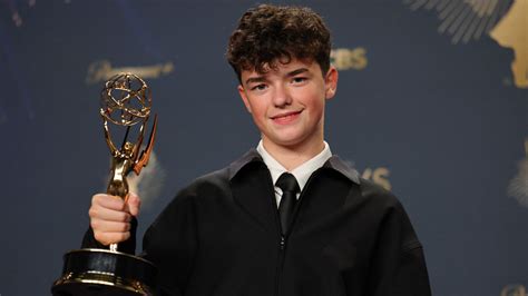 Adolescence Star Owen Coopers Drama Teachers On His Emmy Winning Role