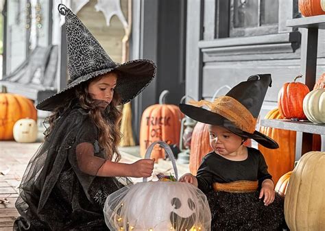 31 De Octubre Halloween Muertos Brujas Y Cosechas En El Origen De La Fiesta De Las Calabazas