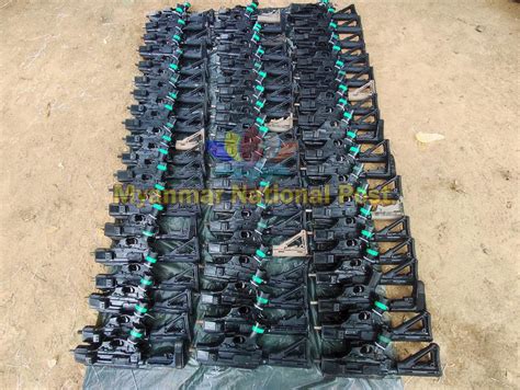 Knla အကြမ်းဖက်အဖွဲ့၏ တမဟ ၂ ရင်း ၆ ၏ စခန်းကိုသိမ်းပိုက်ရာ သေနတ် အလက် ၆၀နှင့် ခဲယမ်းများ သိမ်းဆည