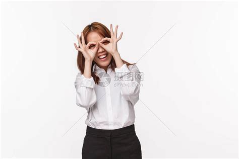 无忧虑的快乐和愚蠢的亚洲女人的肖像高清图片下载 正版图片504160004 摄图网