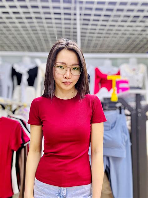 Trendy Бэлэн хувцас Trendy Бэлэн хувцас худалдаа