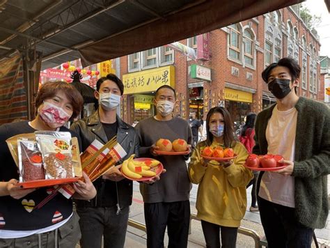 《我沒有談的那場戀愛》逼哭觀眾！吳慷仁、艾怡良低調現身迪化街祈福 Ettoday星光雲 Ettoday新聞雲