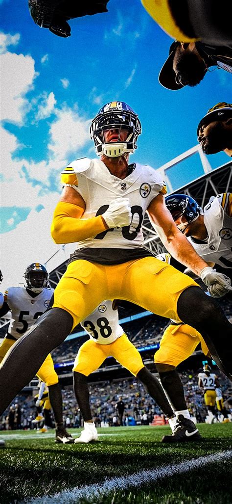 Football Player Wallpapers 4k Hd Backgrounds On Wallpaperbat