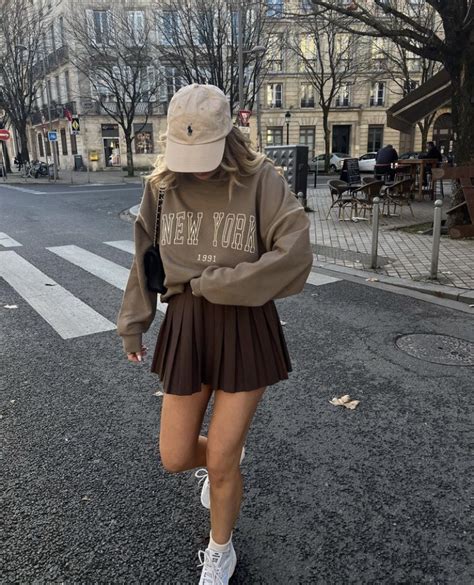 11 Tennis Skirt Outfits That Can Be Worn Year Round