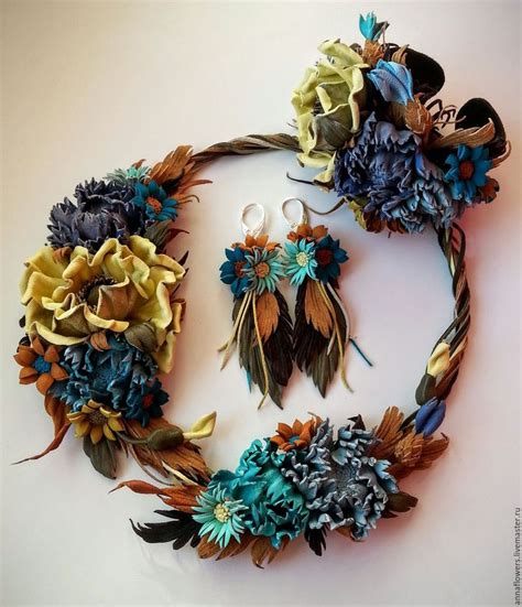 Комплект из кожи Полевые цветы в желто бирюзовом цвете в интернет магазине на Ярмарке