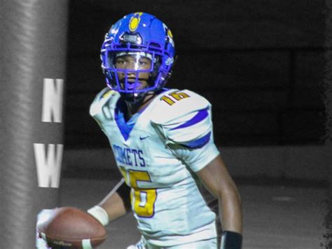 Comets Claim Classen Bowl In 24 21 Fashion Over Knights Classen Sas