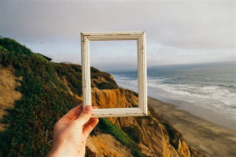 How To Resize An Image To Fit An Html Container Codetain End To End