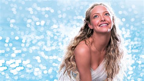 Amanda Seyfried In Mamma Mia Here We Go Again Movie Wallpaperhd Movies