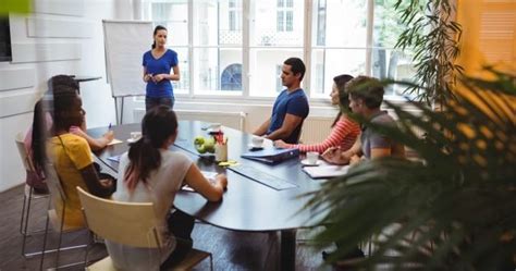 THE WHAT WHY HOW OF CSR PROJECTS Speakwell